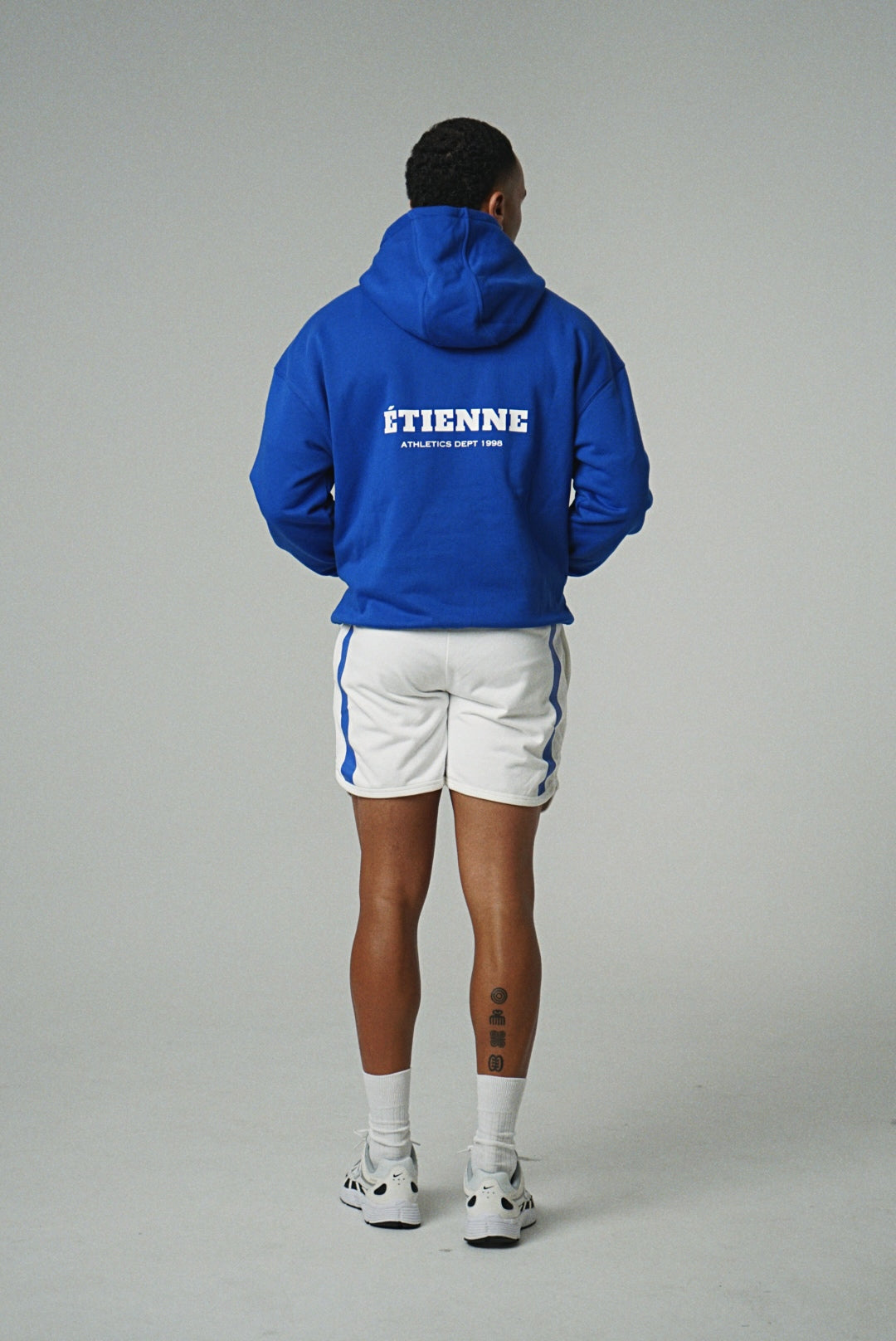 Logo Hood - Royal Blue. – Étienne Clo