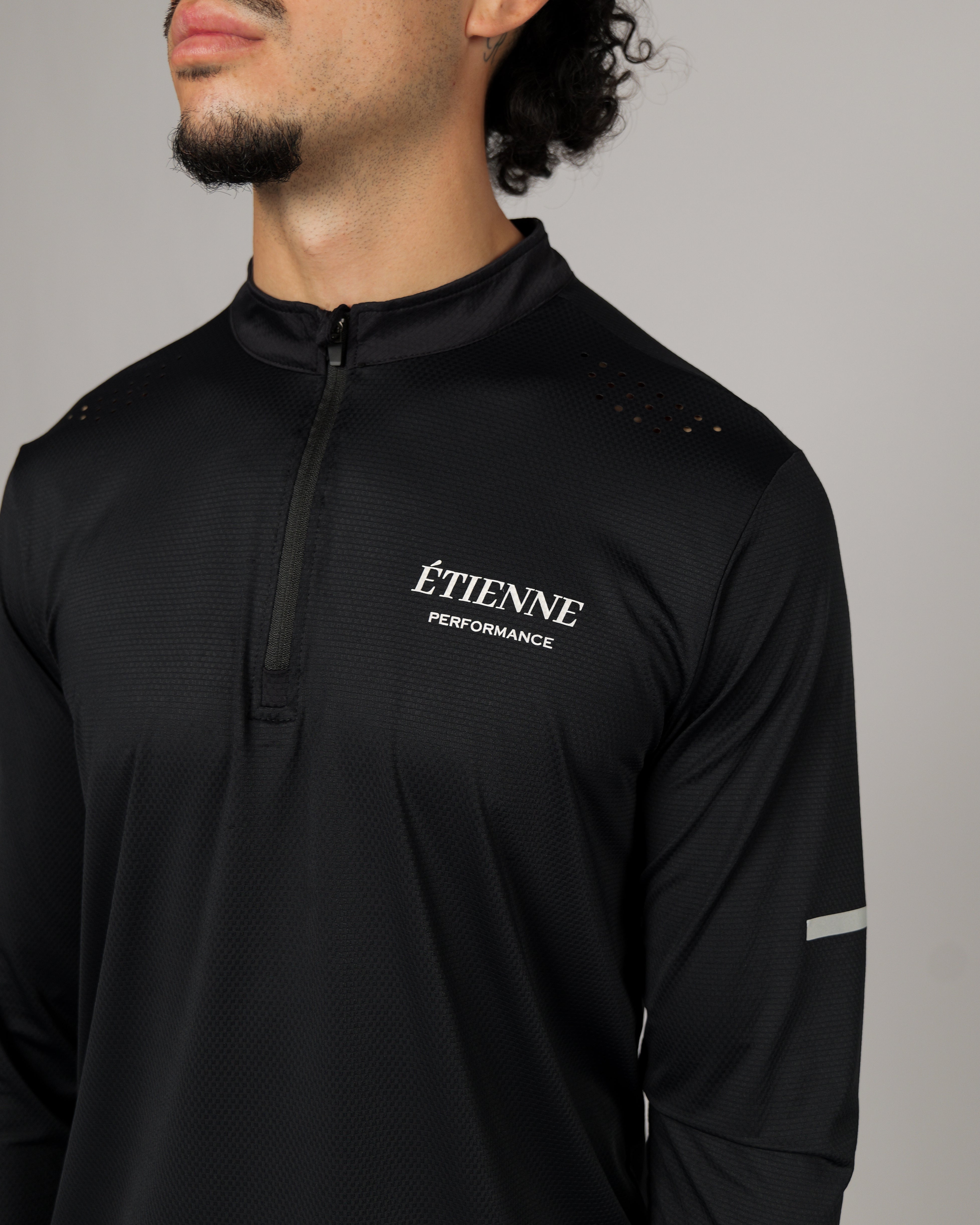 Performance Long Sleeve - Black. – Étienne Clo
